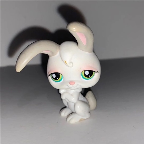 Littlest Pet Shop | Toys | Littlest Pet Shop Bunny Figure | Poshmark